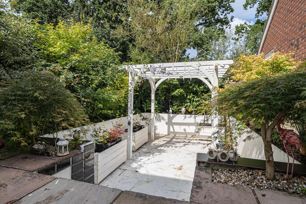 Over Fair Close, Winsford – CW Estate Agents